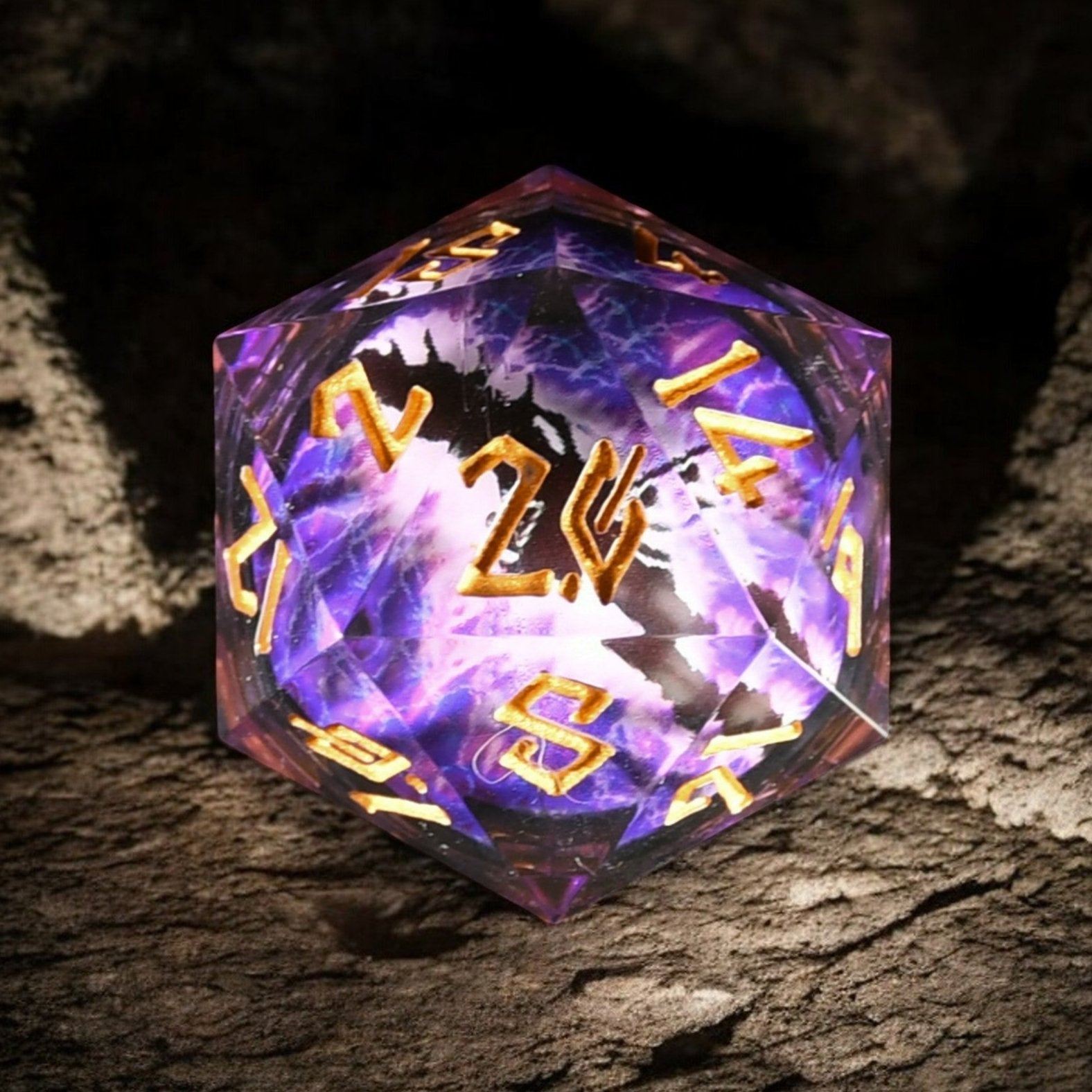 Enchanted Dragon Eye (Purple/Gold) Liquid Core 50mm D20 'PRE-ORDER | S ...
